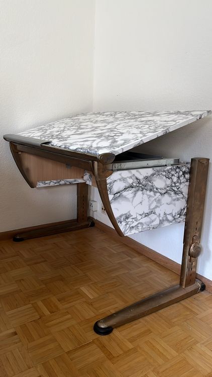Retro Zeichentisch / Pult mit Marmor-Optik, Top Zustand! (Gebraucht) in ...