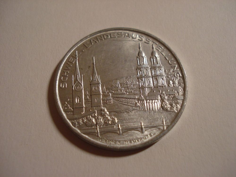 Medaille Landi 1939, Zürich, Aluminium Pavillon (Gebraucht) in Niederwil AG für CHF 1.6 – mit ...