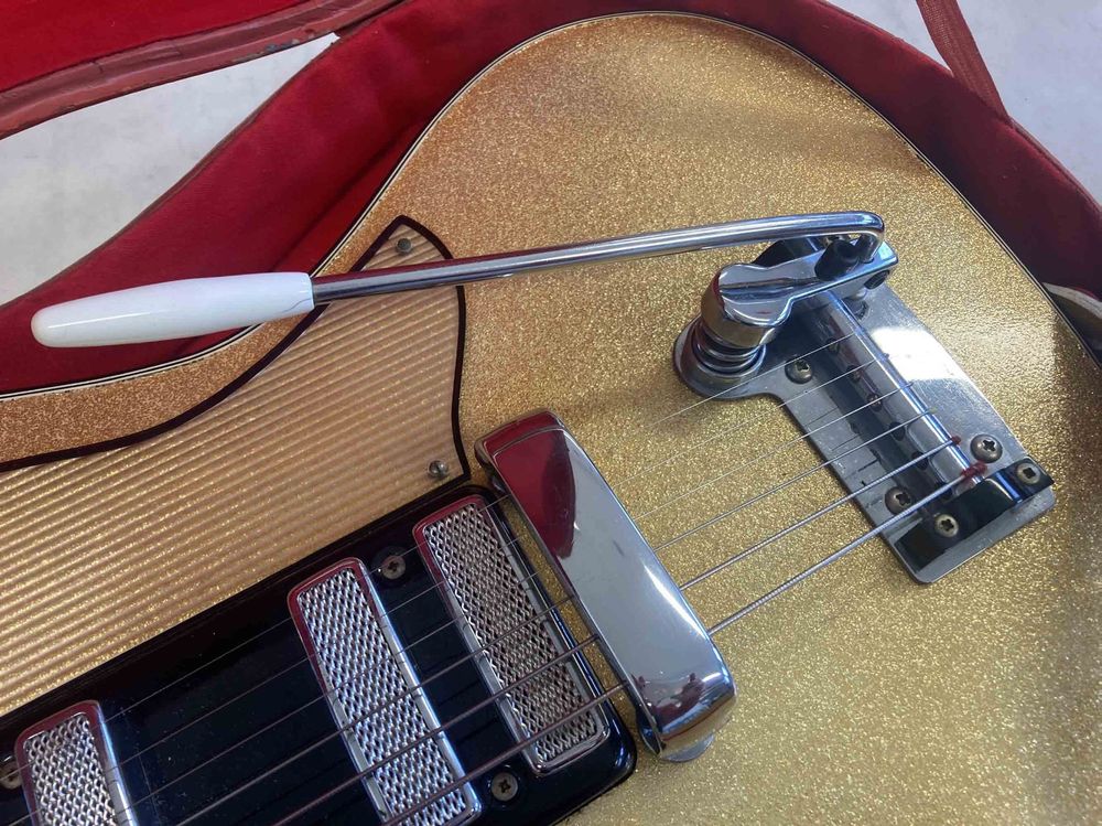 EKO 400 V4 gold (60er Jahre, mit Koffer) Rarität! (Gebraucht) in Root ...