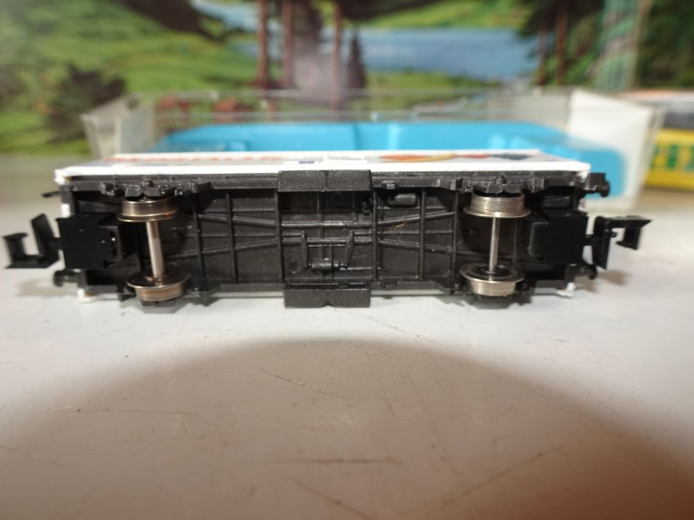 Minitrix 3542 SNCF tankwagen/Rivarossi 2465 Migroswagen//33 (Gebraucht ...