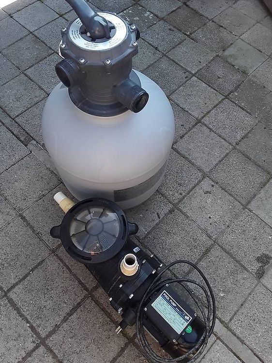 Pool Pumpe Filteranlage, Schwimmbad 15000lt/h (Gebraucht) in Uffikon ...