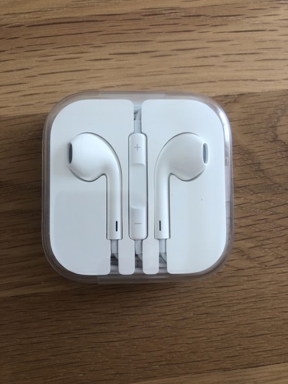Apple Kopfhörer mit Kabel (Neu) (Neu und originalverpackt) in Basel für ...