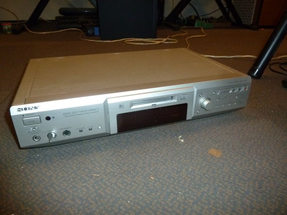 Sony MiniDisc Deck (Defekt) in Wenslingen für CHF 35 – mit Lieferung ...