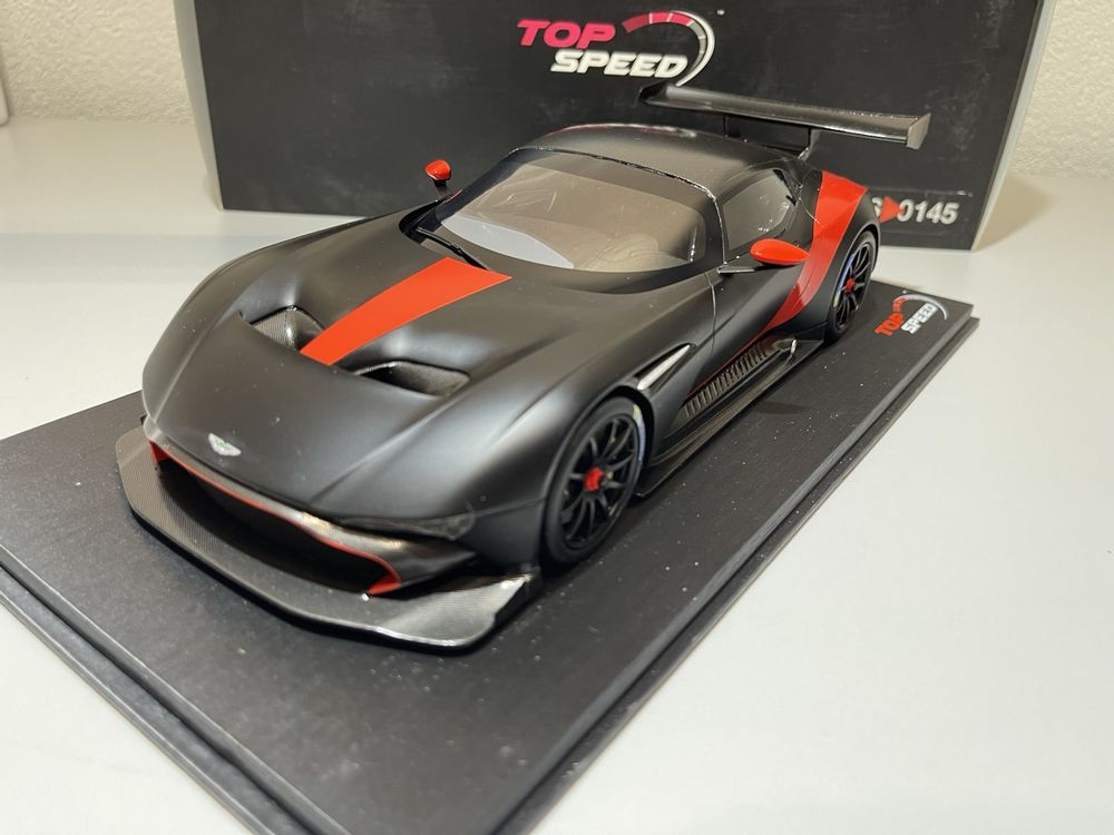 1:18 Top Speed Aston Martin Vulcan Matte Black/Red Stripe | Kaufen auf ...