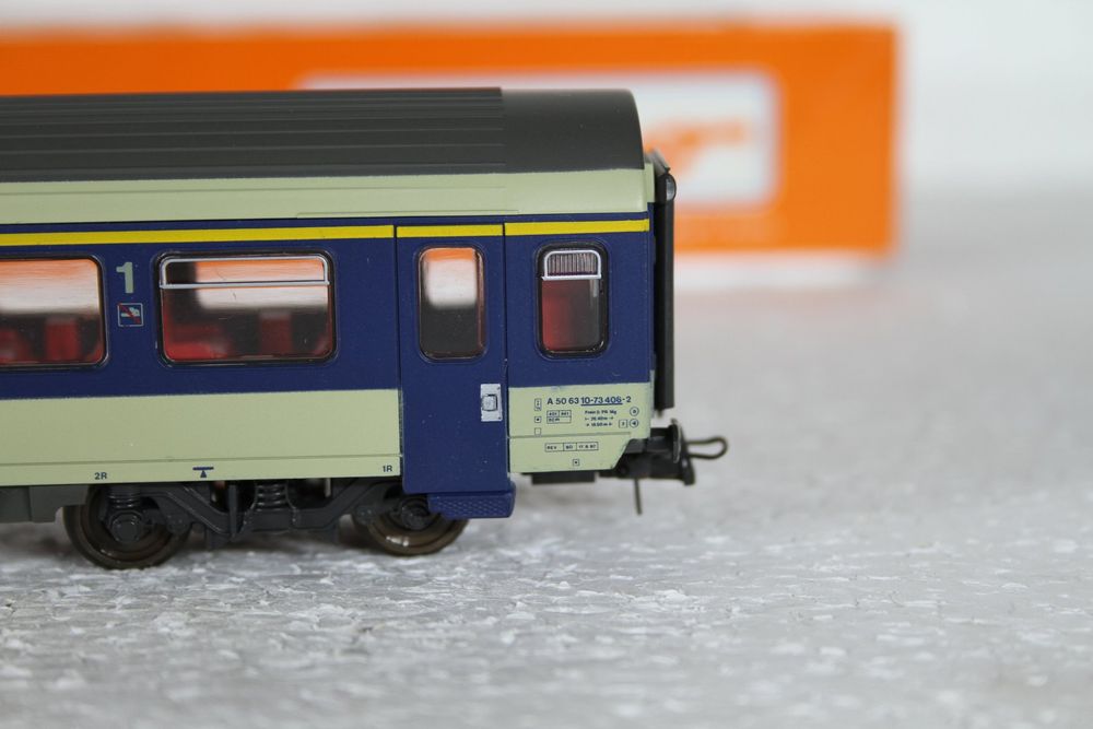 Roco 44474 BLS 1.Kl. Personenwagen | Kaufen auf Ricardo