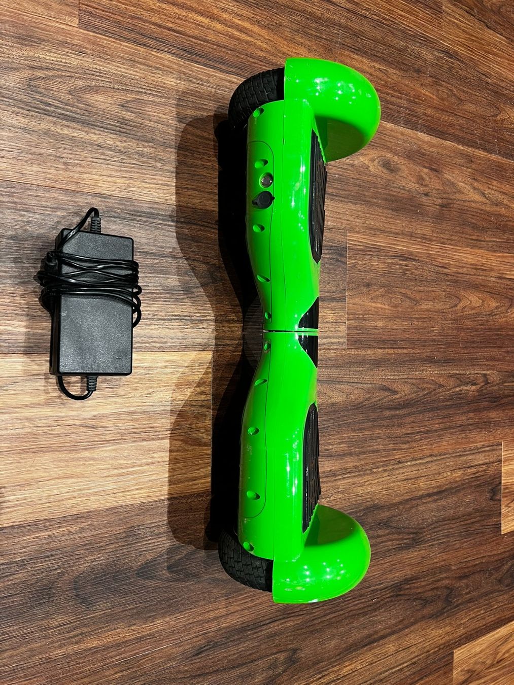 Hoverboard Neon-Grün – Inkl. Ladegerät – Top Zustand (Gebraucht) in ...