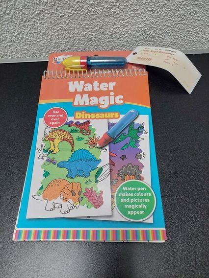 Water Magic Dinosaurs (Neu und originalverpackt) in für CHF 3 – mit ...