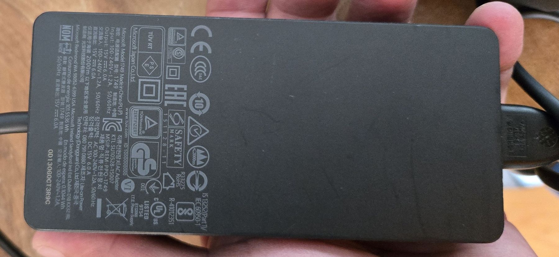 Original Microsoft Surface Netzteil 1749 - Top Zustand! (Gebraucht) in ...