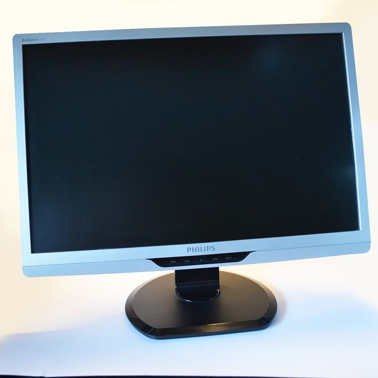 Philips Brilliance 220S Monitor + Netzteil / VGA (beide neu) (Gebraucht ...