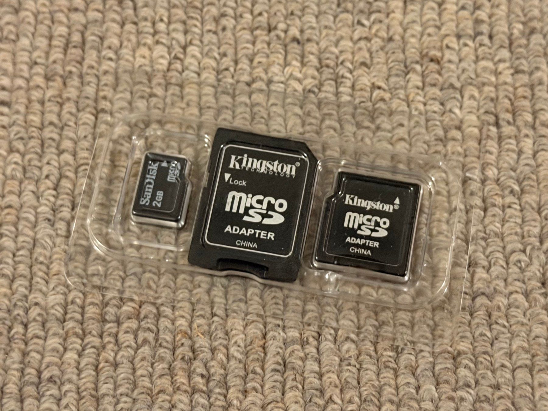 2GB microSD von SanDisk mit Kingston miniSD- und SD-Adapter (Gebraucht ...
