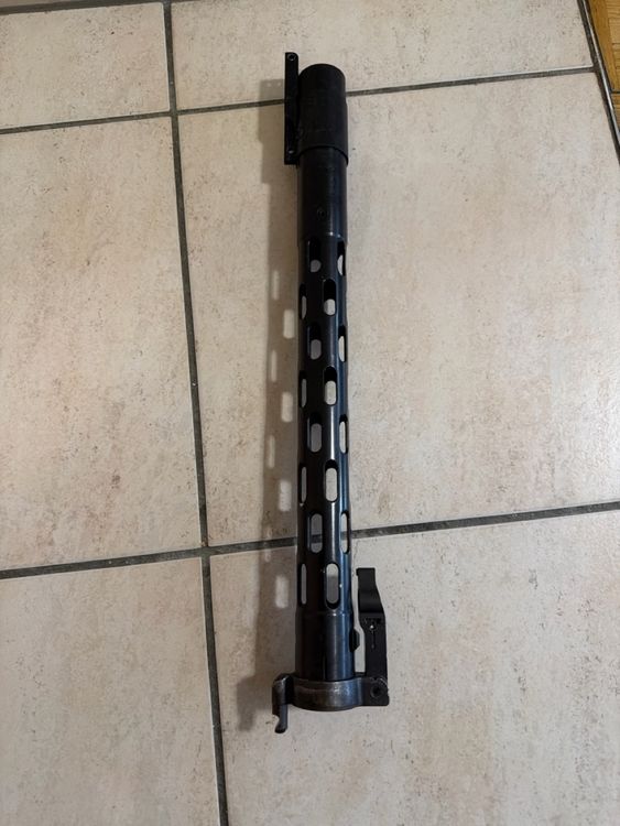 Sig Stgw 57 garde main (Gebraucht) in Lausanne für CHF 40 – mit ...