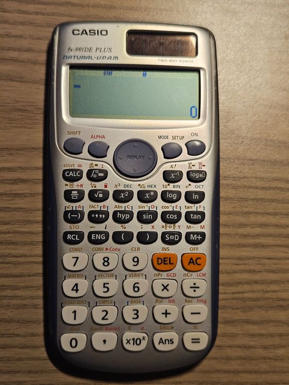 Casio FX-991DE PLUS Rechner, Top Zustand, ideal f. Schule (Gebraucht ...