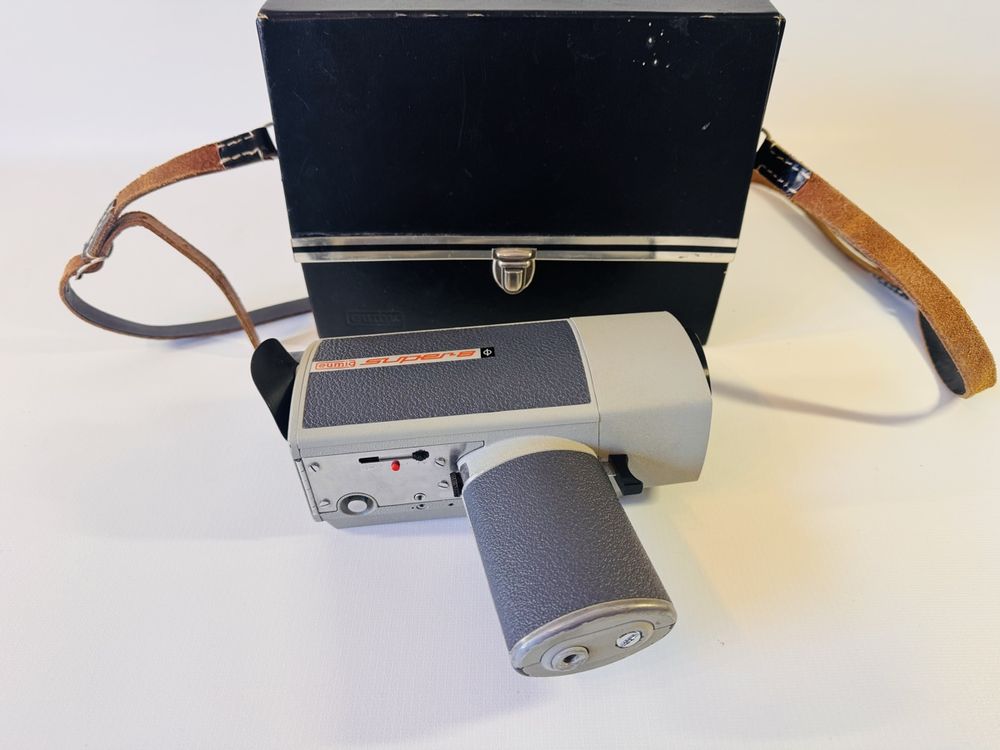 Eumig C10 Zoom Super 8 – mit Originalkoffer – ungetestet (Gebraucht) in ...