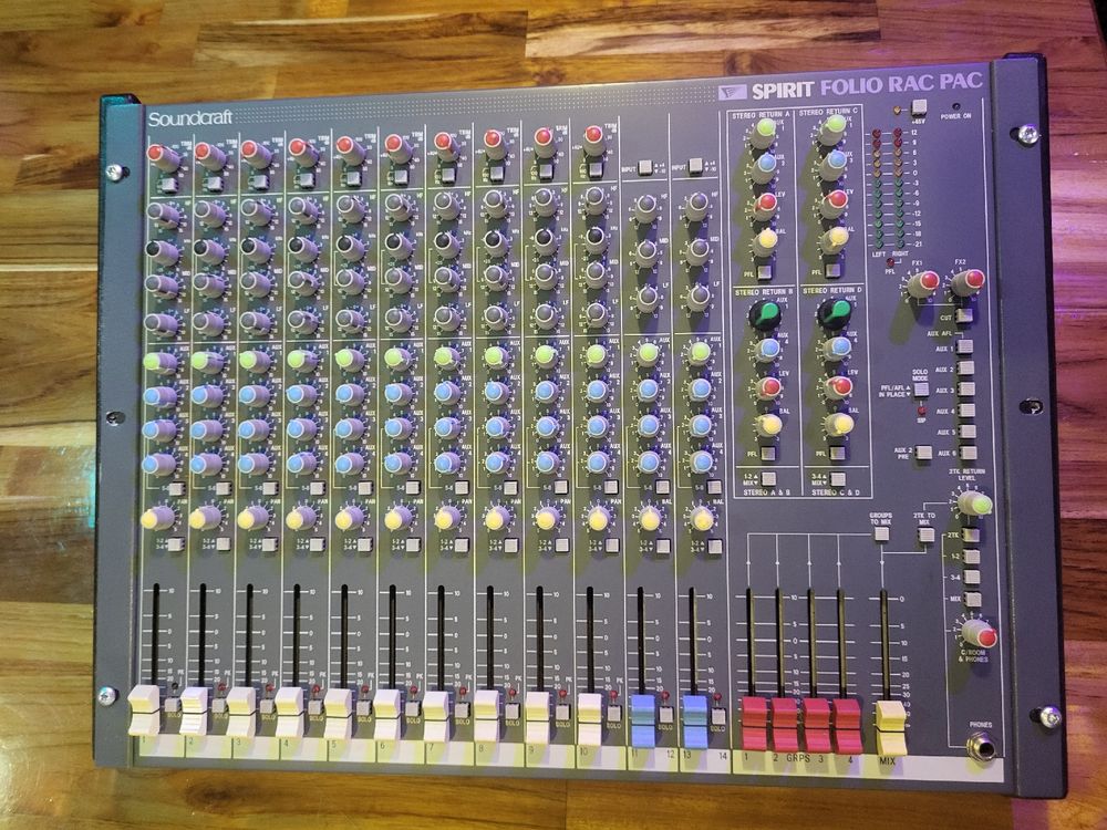 Soundcraft Spirit Folio Rac Pac (Gebraucht) in Zürich für CHF 150 – nur ...