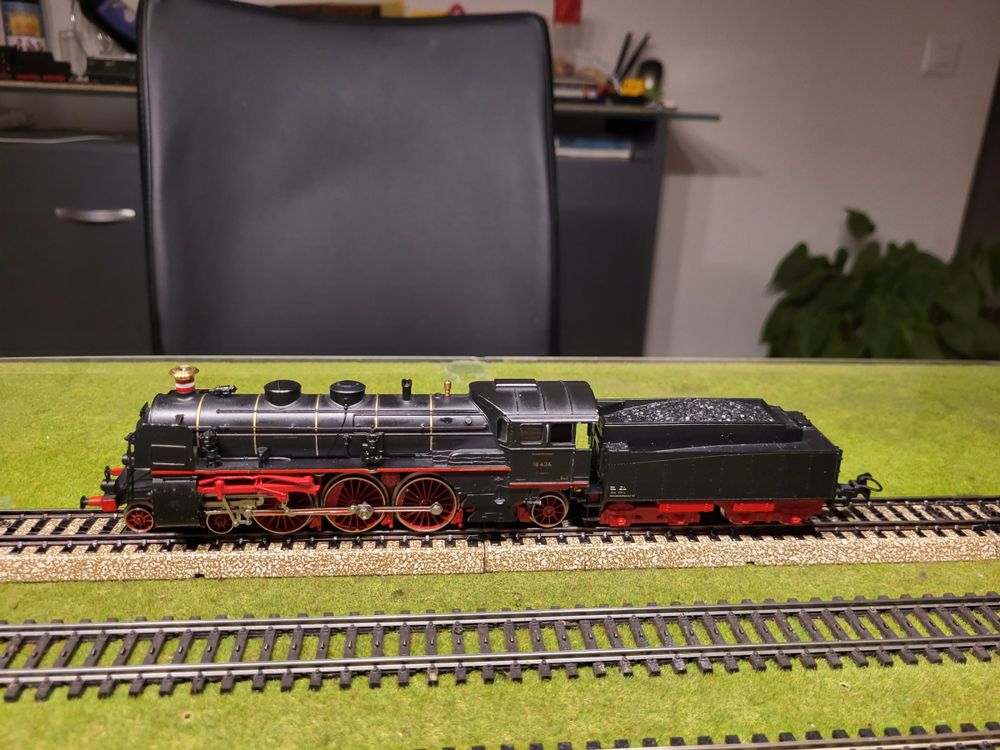 Märklin e518 Dampflok BR18434 ESU MFX LP5 AC Digital/ Rauch (Gebraucht) in Pfäffikon SZ für CHF ...