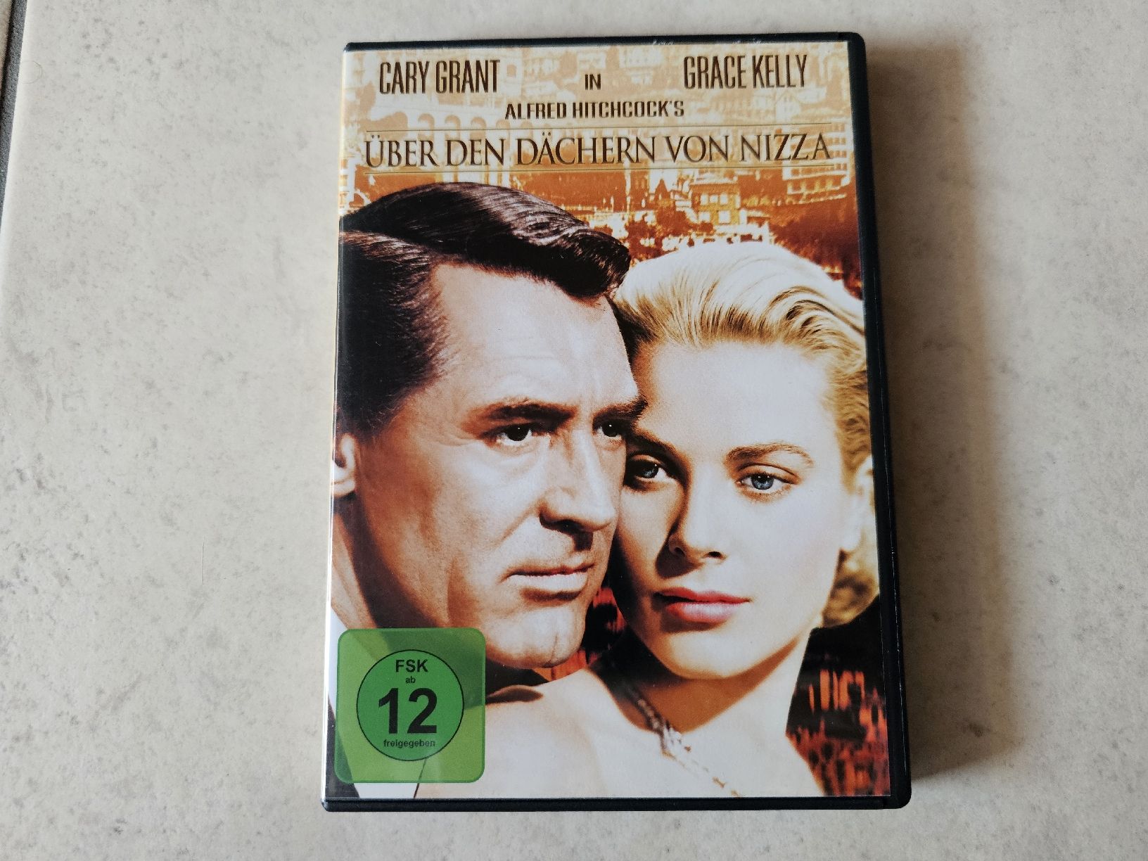 Über den Dächern von Nizza (Gebraucht) in Schneisingen für CHF 4 – mit Lieferung auf Ricardo kaufen