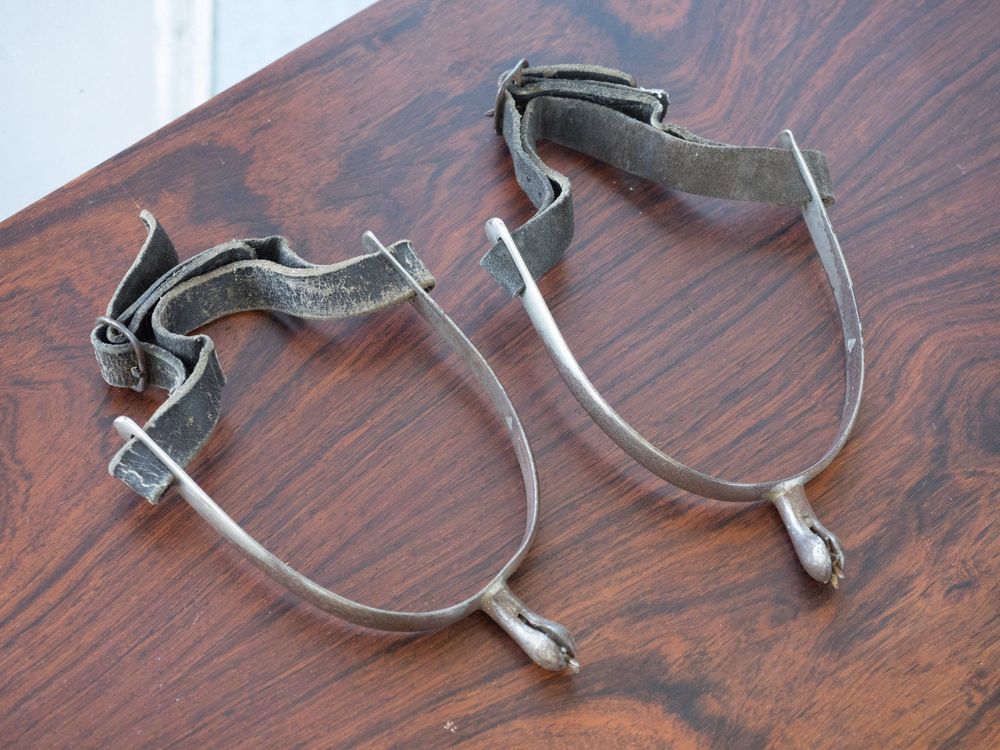 Sporen Paar vintage antik - Western Militär ? (Gebraucht) in Cham für ...