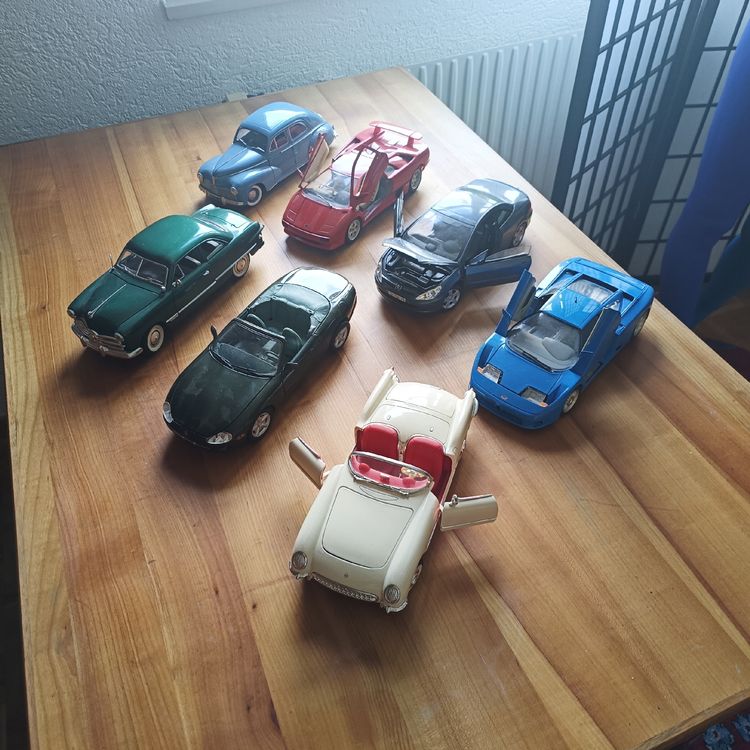 Modellautos 1/18 (Gebraucht) in Delémont für CHF 43.5 – mit Lieferung ...
