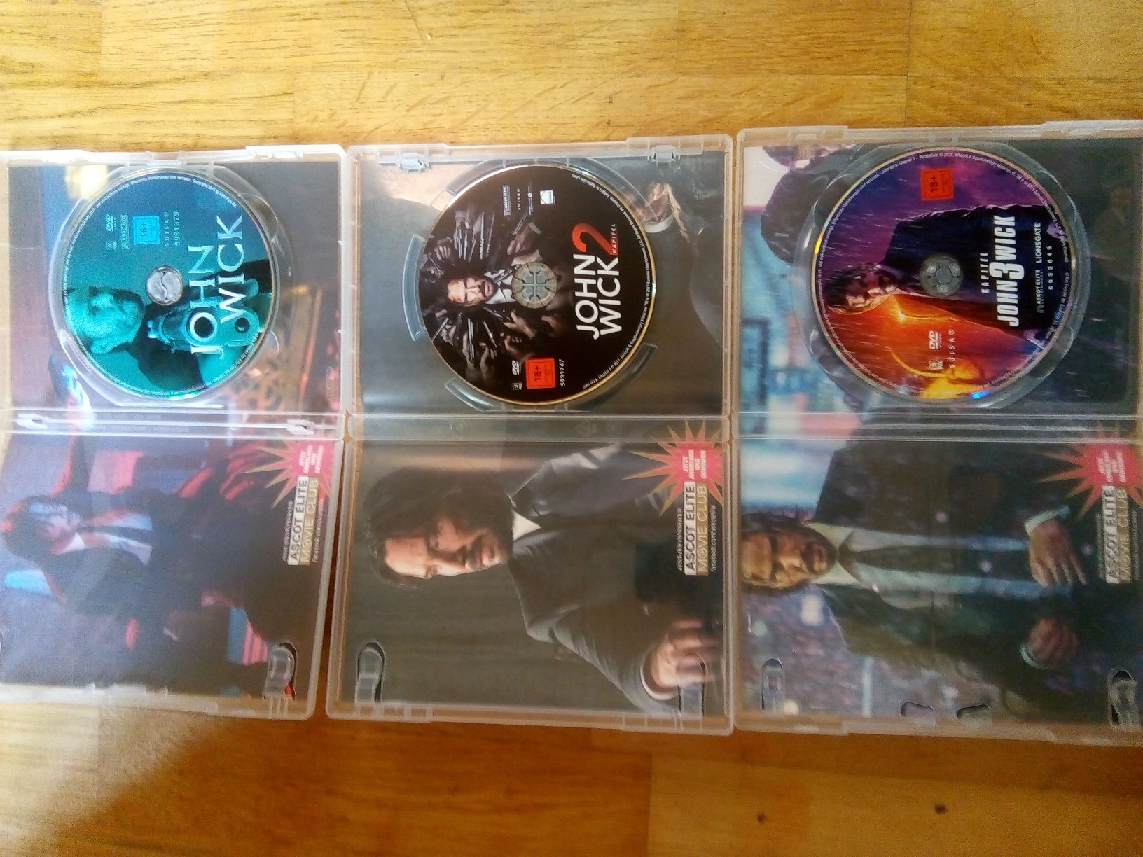 John Wick - Trilogie (Deutsch & Englisch) 3-DVD's (Gebraucht) in St ...