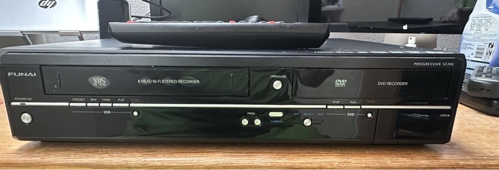 Funai WD6D-M100 / DVD/VHS Recorder (Gebraucht) in Olivone für CHF 91 ...