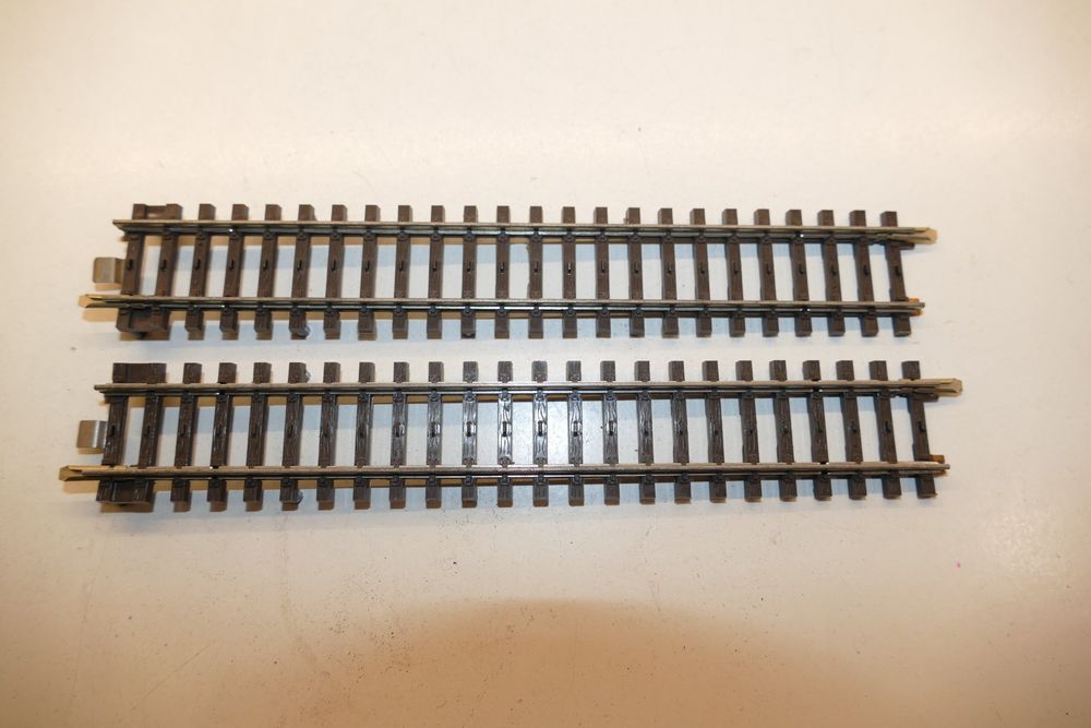 Märklin H0: 2xÜbergangsgleis zum M-Gleis | Kaufen auf Ricardo