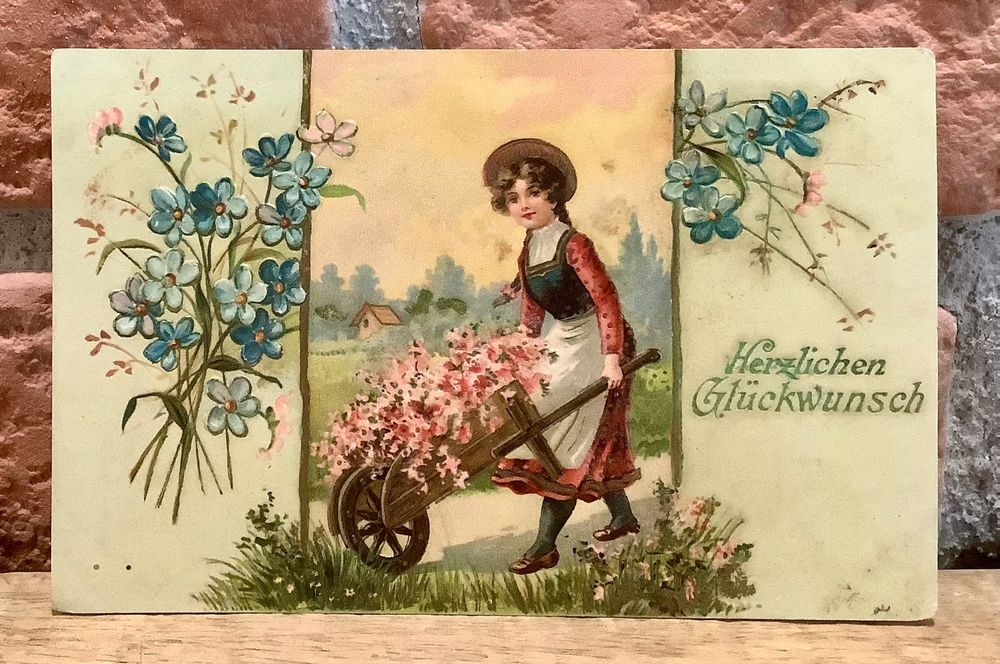 Antike Glückwunsch AK Mädchen & Vergissmeinnicht - Kitsch (Gebraucht) in Root für CHF 1 – mit ...