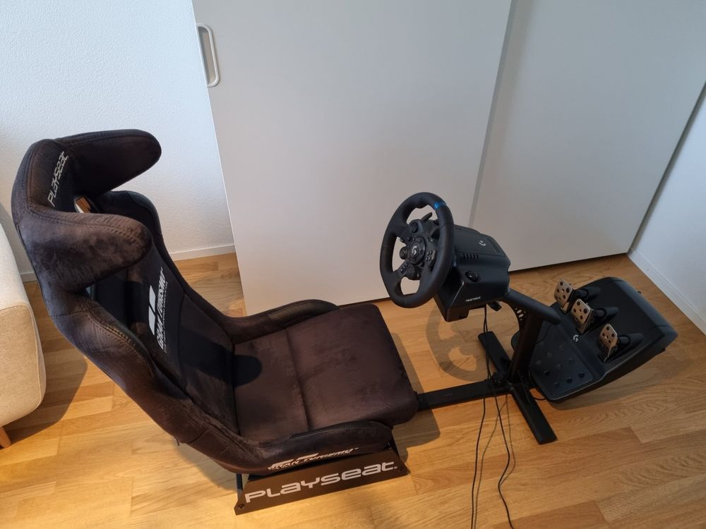 Playseat Gran Turismo mit Logitech G923 Steuerrad | Kaufen auf Ricardo