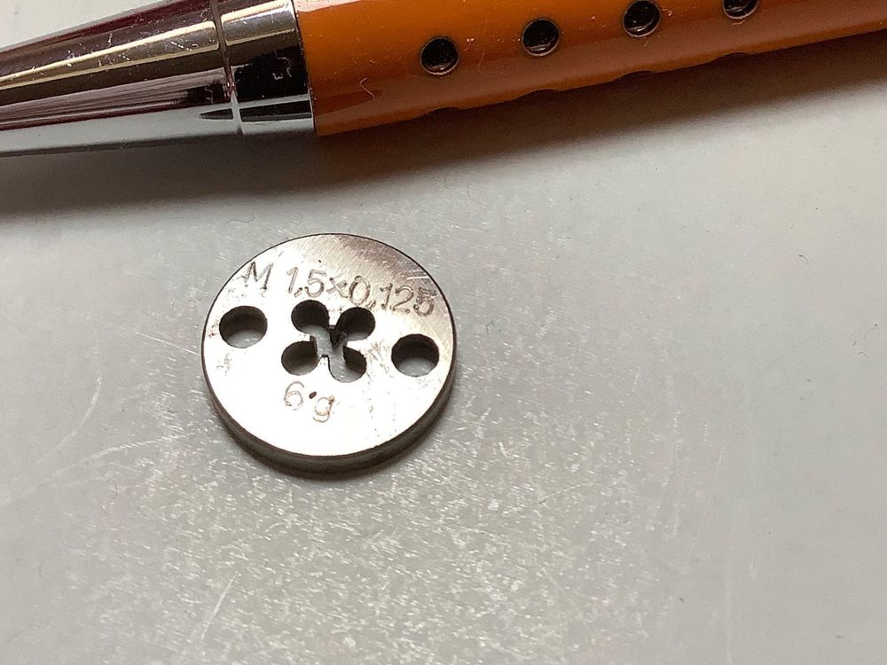 M1.5 x 0.125 Schneideisen / Filière, neu von ESO Swiss (Neu (gemäss Beschreibung)) in Widnau für ...