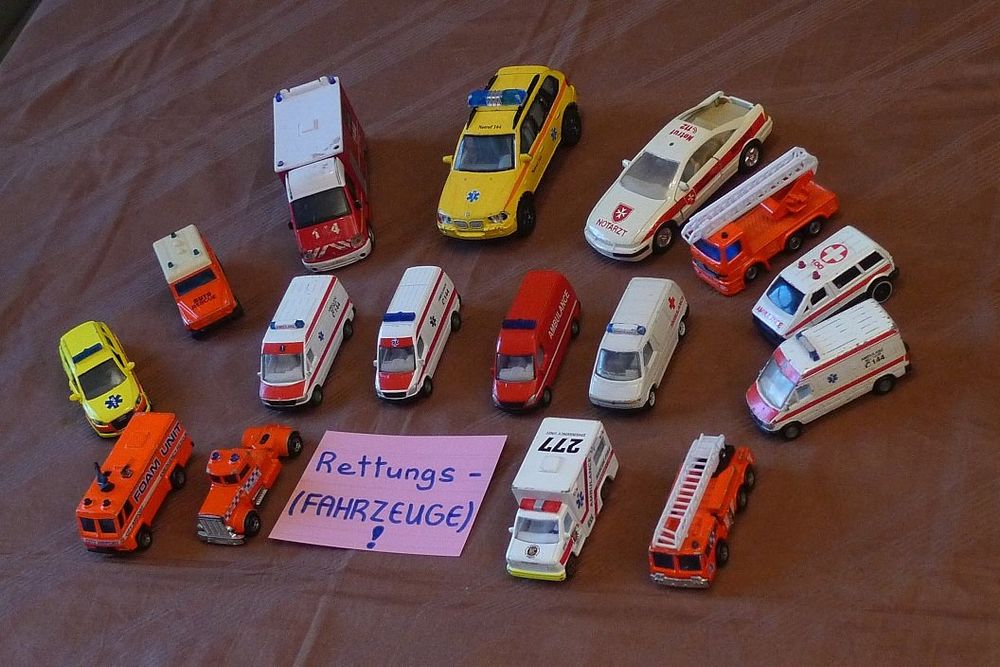 Rettungs-(Fahrzeuge)! | Kaufen auf Ricardo