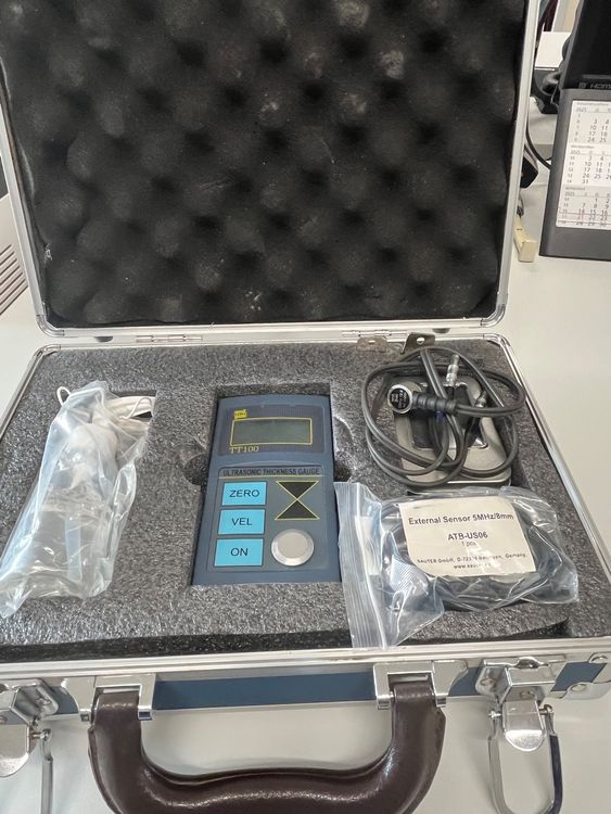 Wanddickenmessgerät TT-100 (Ultrasonic Thickness Gauge) (Gebraucht) in ...