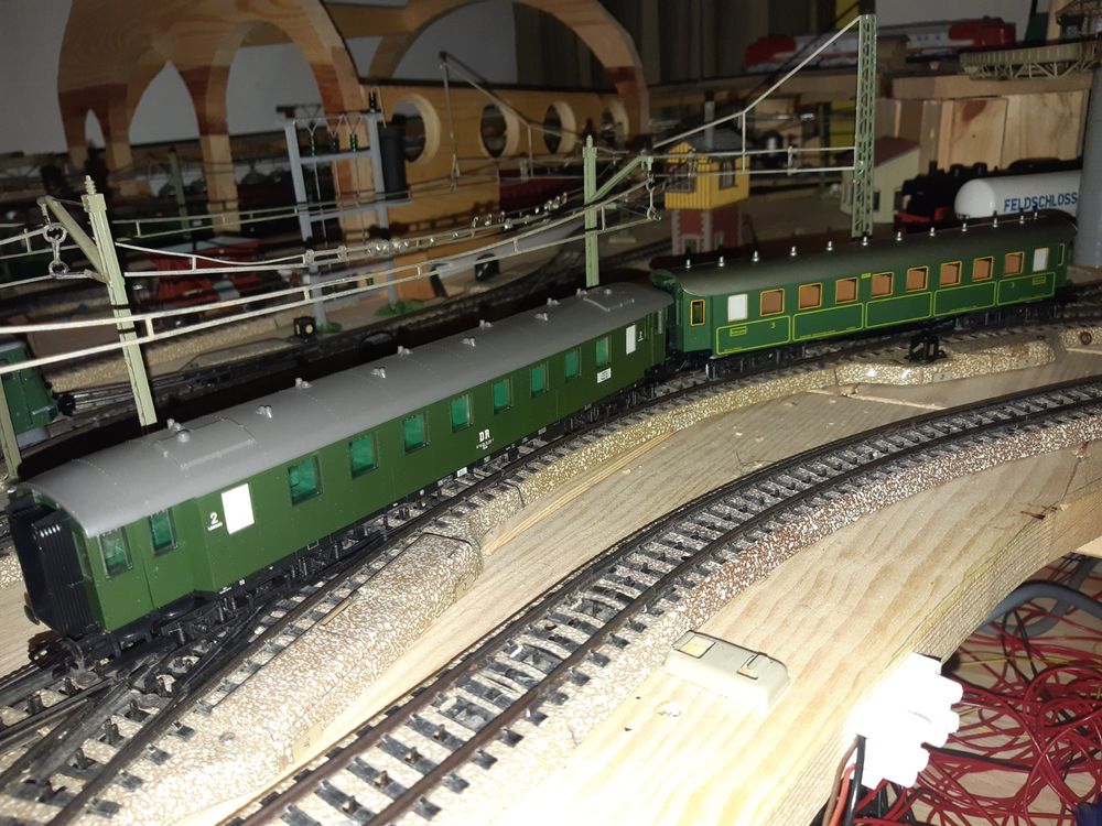 märklin 2 DR Personenwagen (Gebraucht) in Schaffhausen für CHF 16 – mit ...