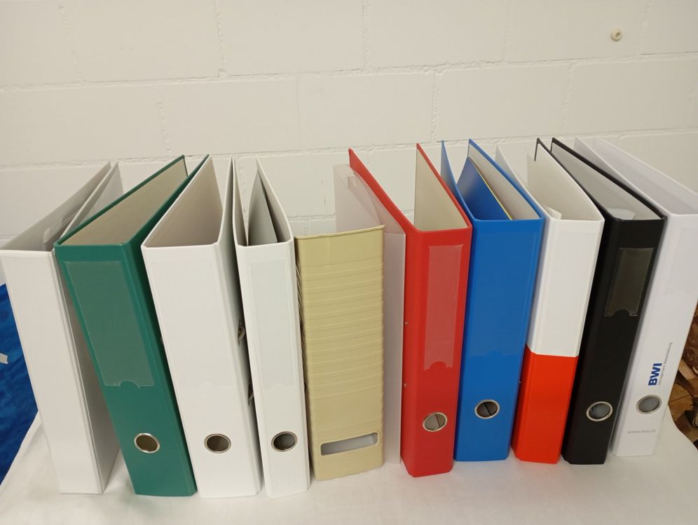 10 Ordner im Top Zustand (Gebraucht) in Dinhard für CHF 10 – mit ...