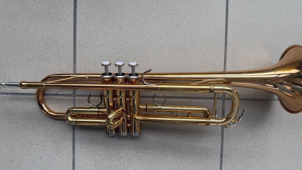 Yamaha YTR-4335 GII Bb-Trompete (Gebraucht) in Birsfelden für CHF 350 – mit Lieferung auf ...