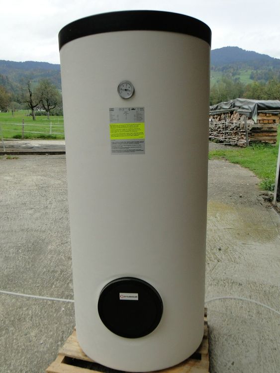 Warmwasserspeicher/ Boiler 300 Liter für Wärmepumpe (Neu und ...