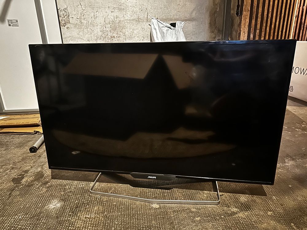 Philips 40" LED TV, Modell BDM4065UC, Top Zustand! 4K (Gebraucht) in ...