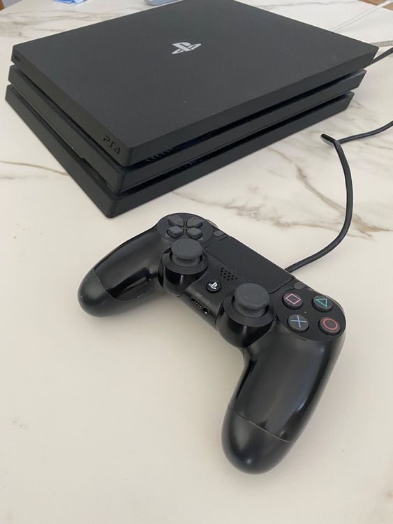 PS 4 Pro Max (Gebraucht) in Kilchberg ZH für CHF 70 – nur Abholung auf ...
