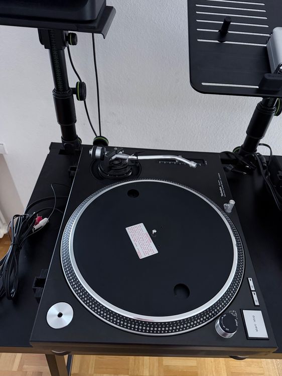 2xTechnics SL-1210 MK2 Turntable mit Ortofon Tonabnehmer. (Neu (gemäss ...