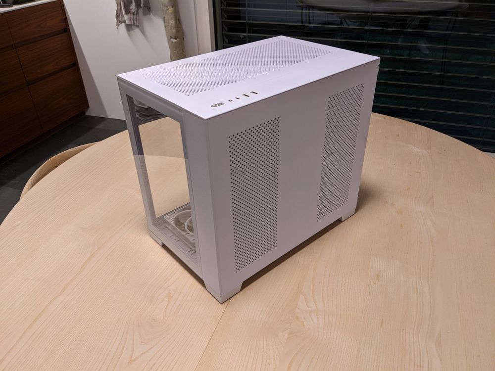 Lian-Li O11 Dynamic Mini incl. 700 W SFX PSU & 9 Fans (Gebraucht) in ...