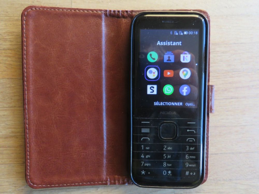 NOKIA 8000 4G | Kaufen auf Ricardo