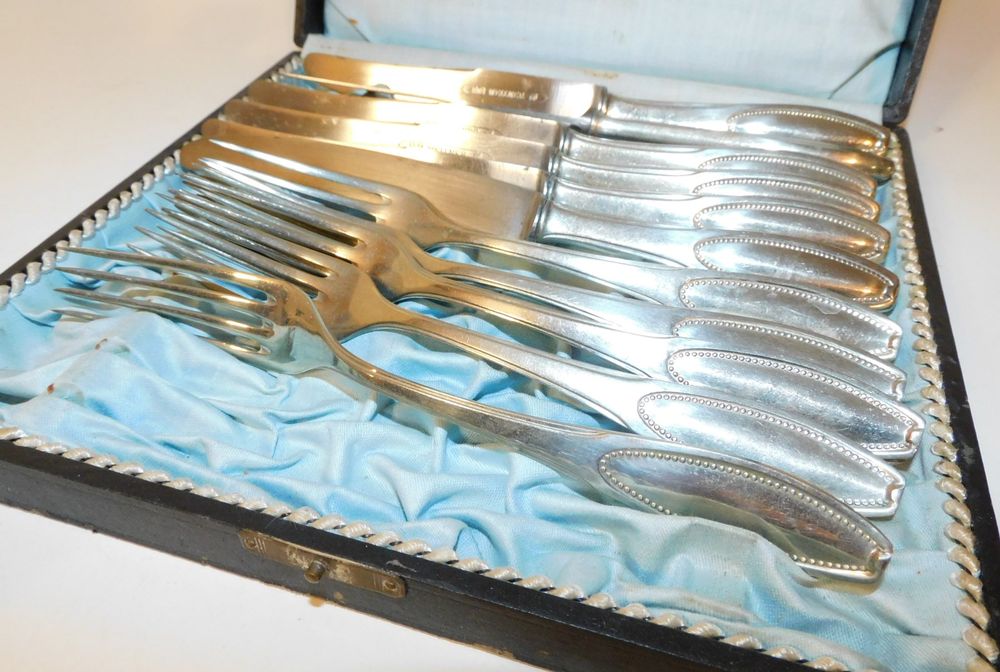 Besteck Wellner gemarkt 6 Dessert Messer u Gabeln versilbert (Gebraucht) in Sursee für CHF 35 ...