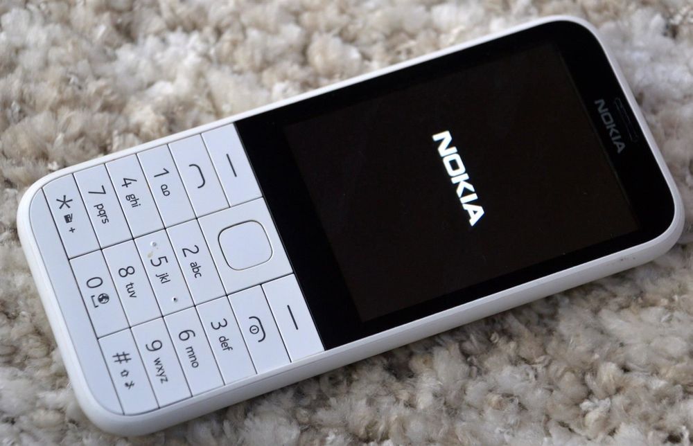 Nokia 225 RM-1012 (Gebraucht) in Collonges für CHF 23 – mit Lieferung ...