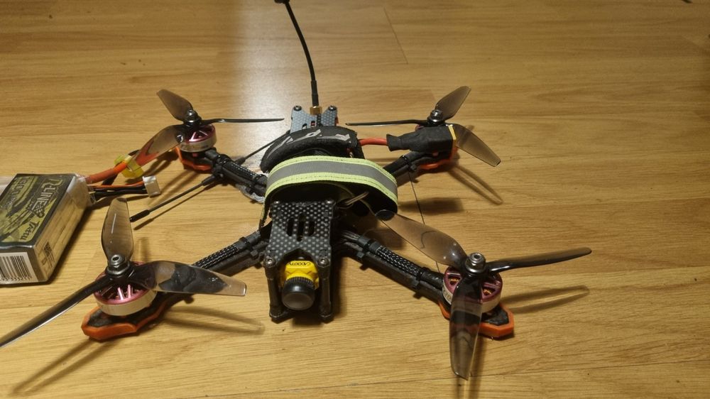 5 inch freestyle FPV drone analog + TBS (Gebraucht) in martigny für CHF ...