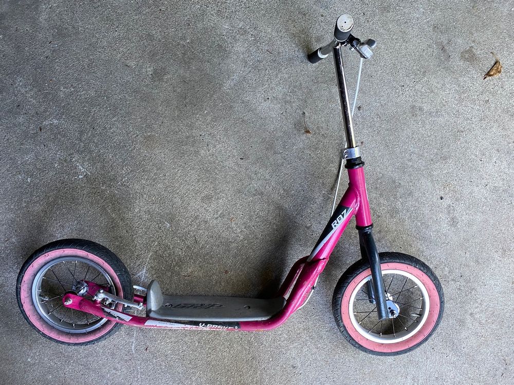 Puky Scooter Berry (Gebraucht) in Hedingen für CHF 1 – nur Abholung auf ...
