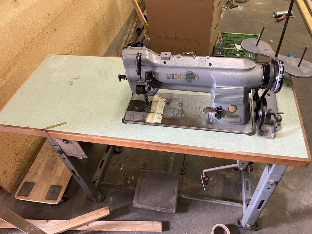 Singer Nähmaschine mit Dreifachtransport (Gebraucht) in Büren an der ...