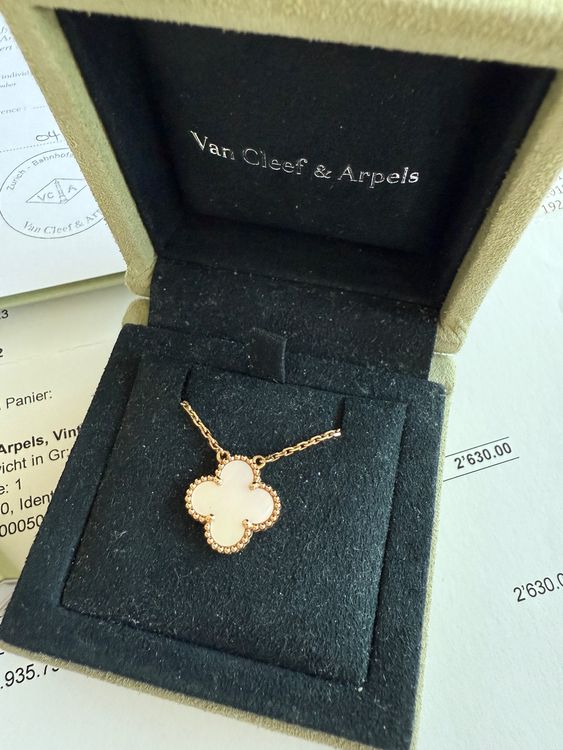 Van Cleef and Arpels Vintage Alhambra MOP necklace (Gebraucht) in ...