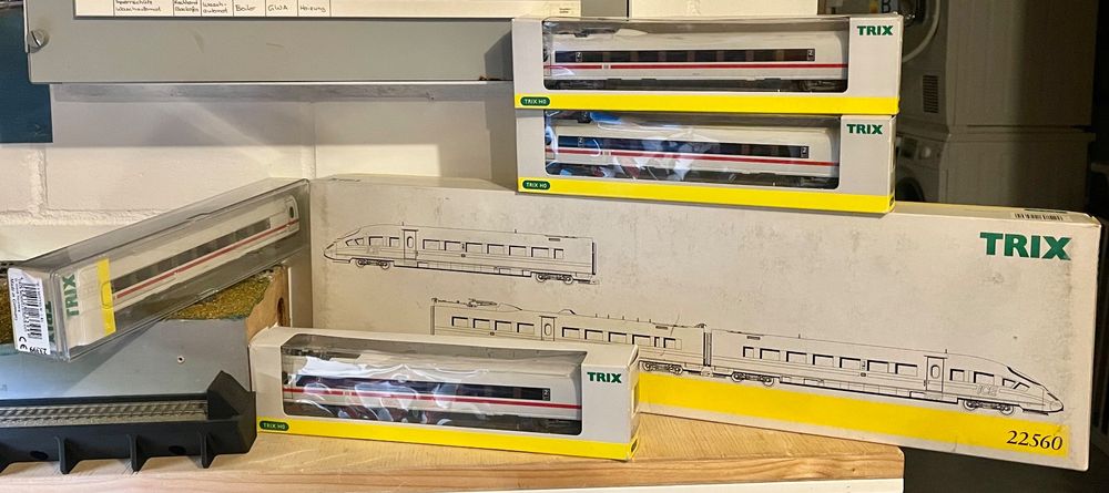 Trix H0 ICE3 406 Deutschland/Frankreich/NL Innenbeleuchtung (Gebraucht ...