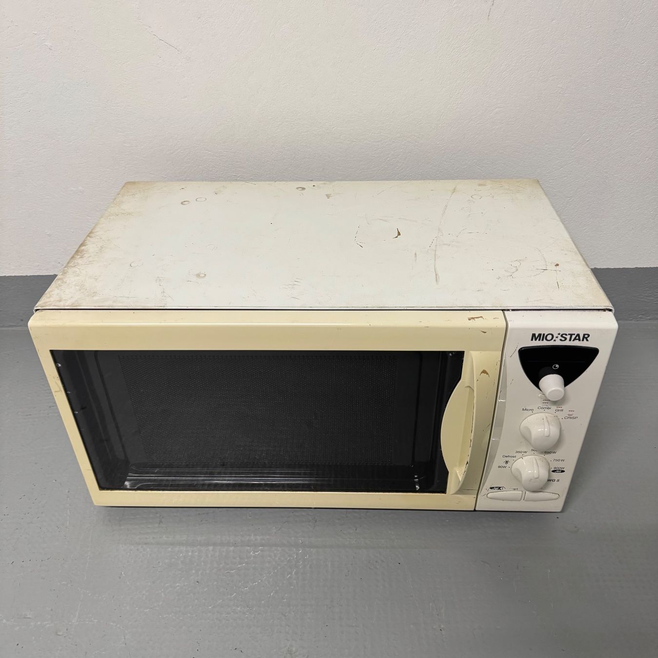 Micro-Onde [Mio-Star] (D'occasion) à La Chaux-de-Fonds pour CHF 5 ...