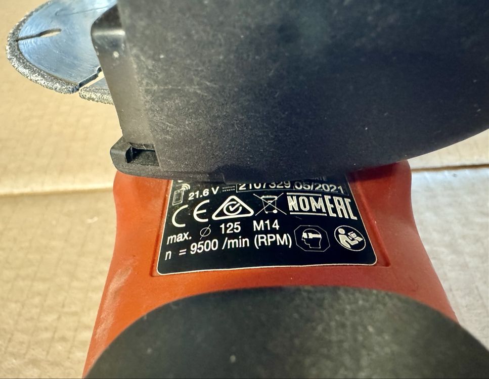 Hilti AG 125-A22 Akku- Winkelschleifer & Akku im Koffer 2019 (Gebraucht ...