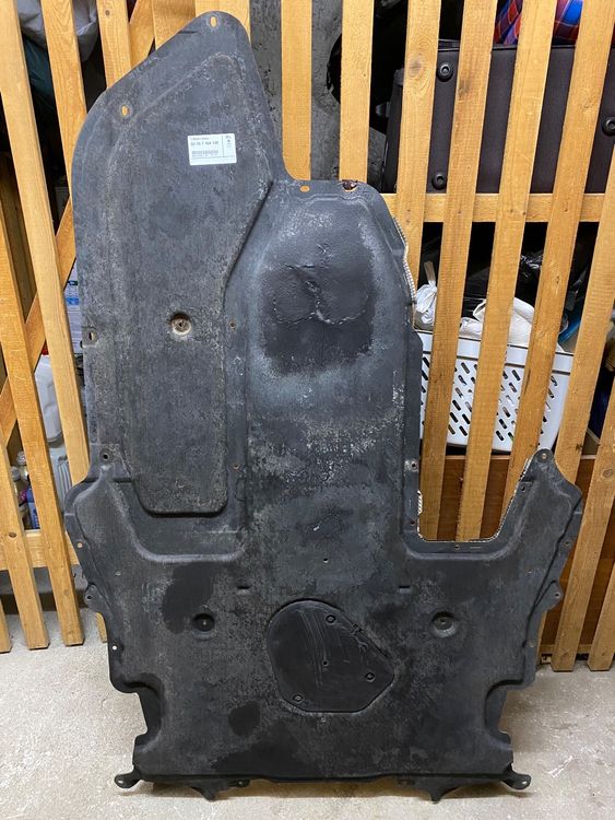 BMW E6x Unterboden Verkleidung Mitte | Kaufen auf Ricardo