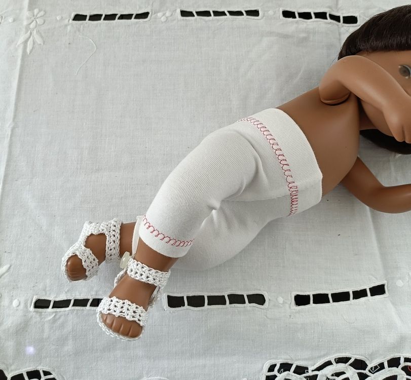 Fürs Sasha Baby Sandaletten gehäkelt (Neu und originalverpackt) in Seewen SZ für CHF 11.5 – mit ...